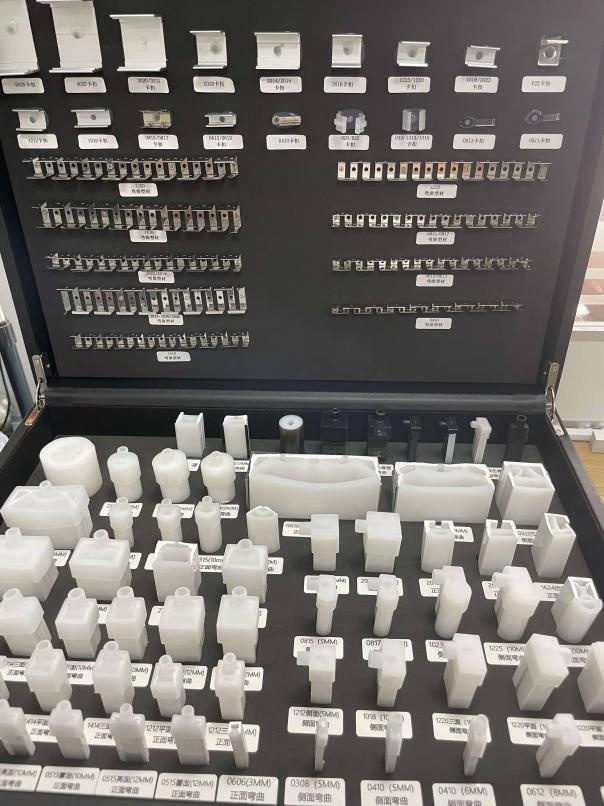 LED PROFILE SILICONE DEMO CASE